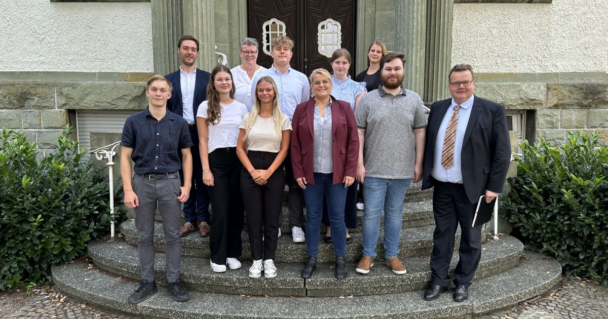 The city of Beckum welcomes new trainees | City of Beckum